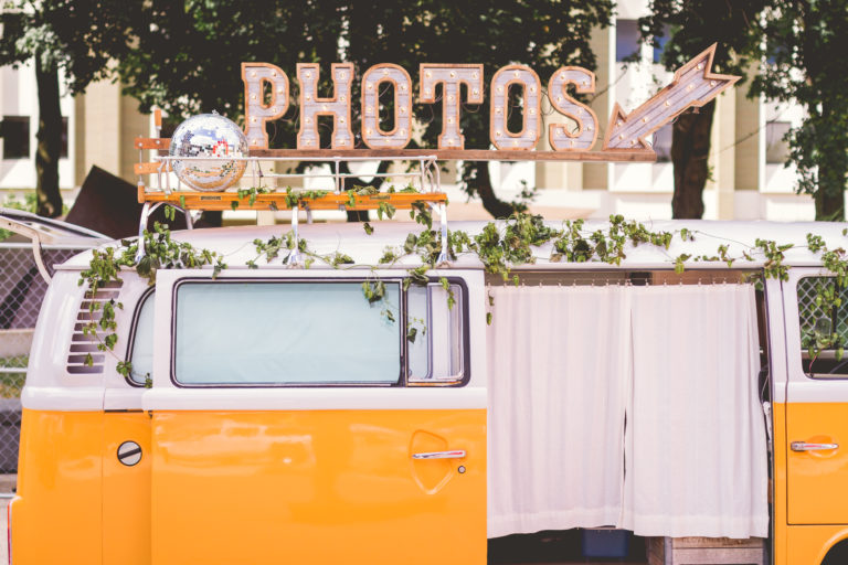 77 VW Photo Booth Bus - 77 VW Photo Booth Bus